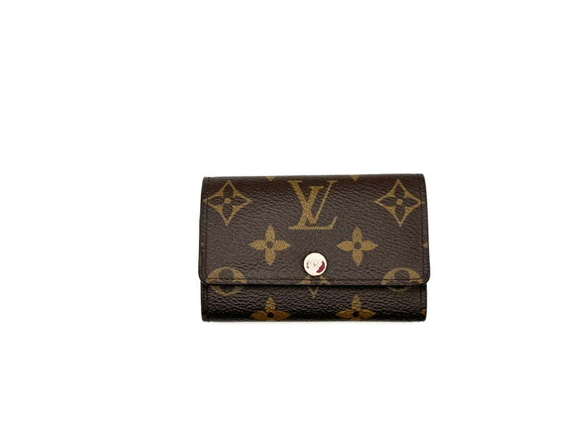 KEY HOLDERS LV MONOGRAM – Luxe Maison SG