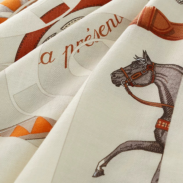 140CM CASHMERE EPERON D OR & TENUES – Luxe Maison SG